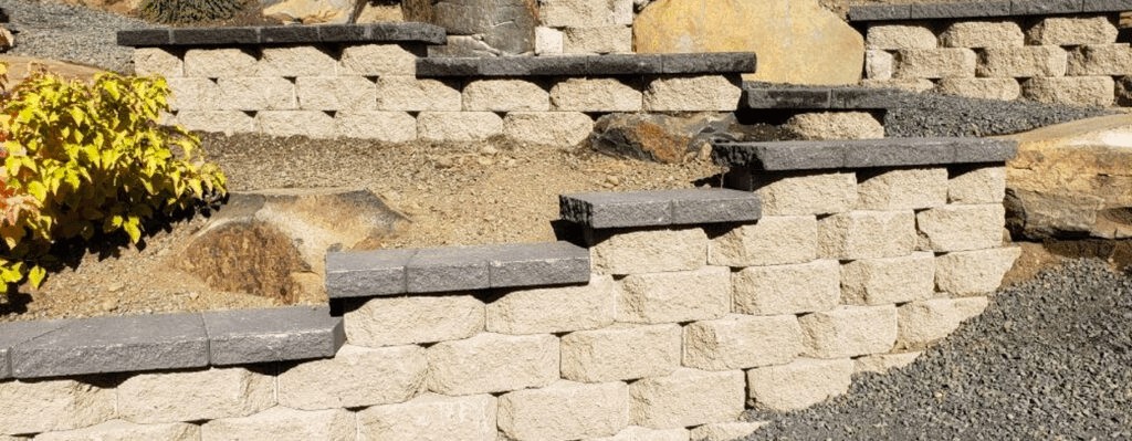 Block Retaining Walls - Dundee Concrete, Curb and Landscaping