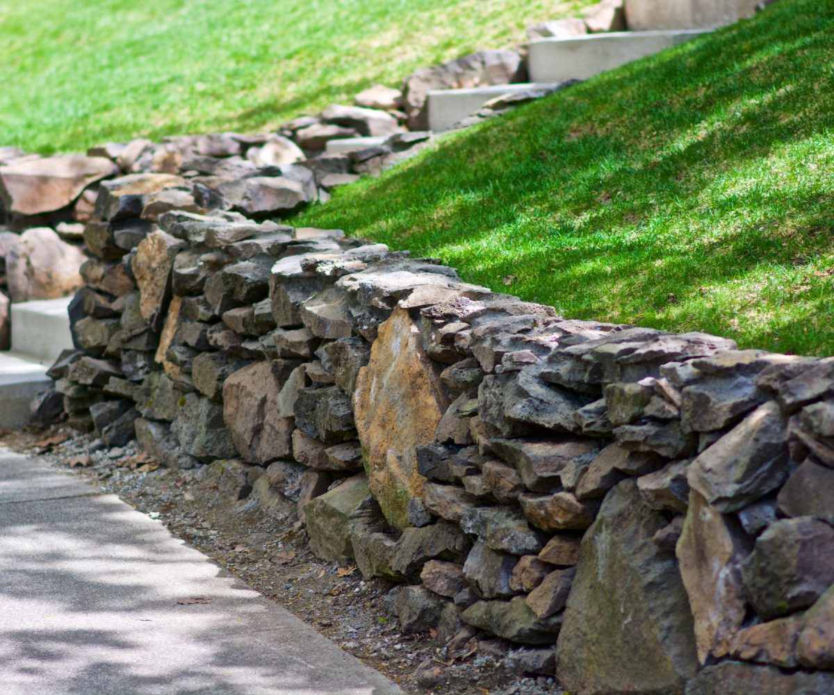 Create Beautiful Dry Stacked Stone Walls