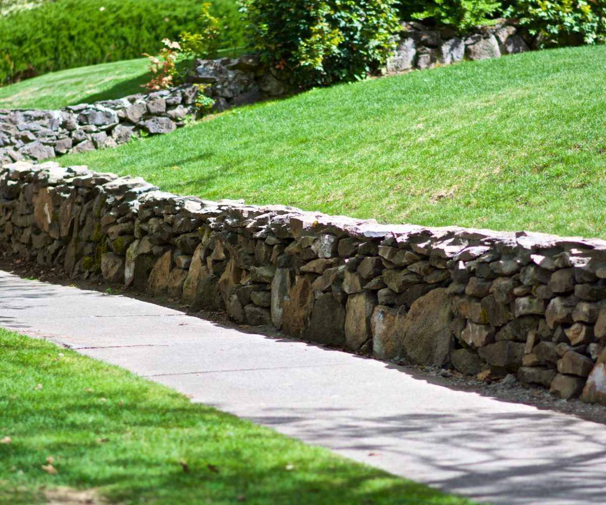 Create Beautiful Dry Stacked Stone Walls