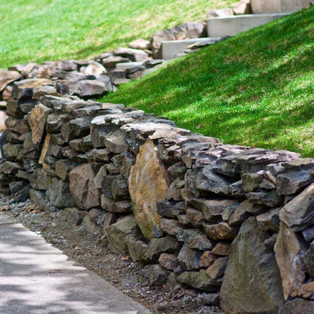 Dry Stacked Stone Walls Maintain Historic Appeal